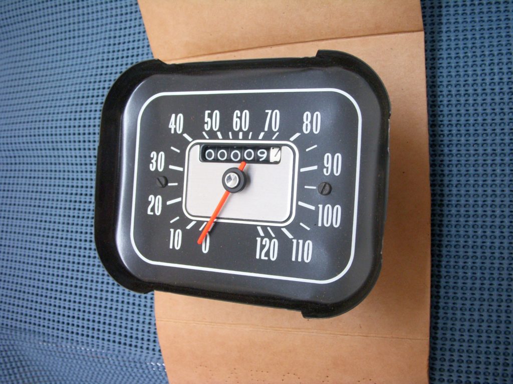 1970 Oldsmobile NOS Speedometer Gauge GM # 6493462 - Oldsmobile Obsolete