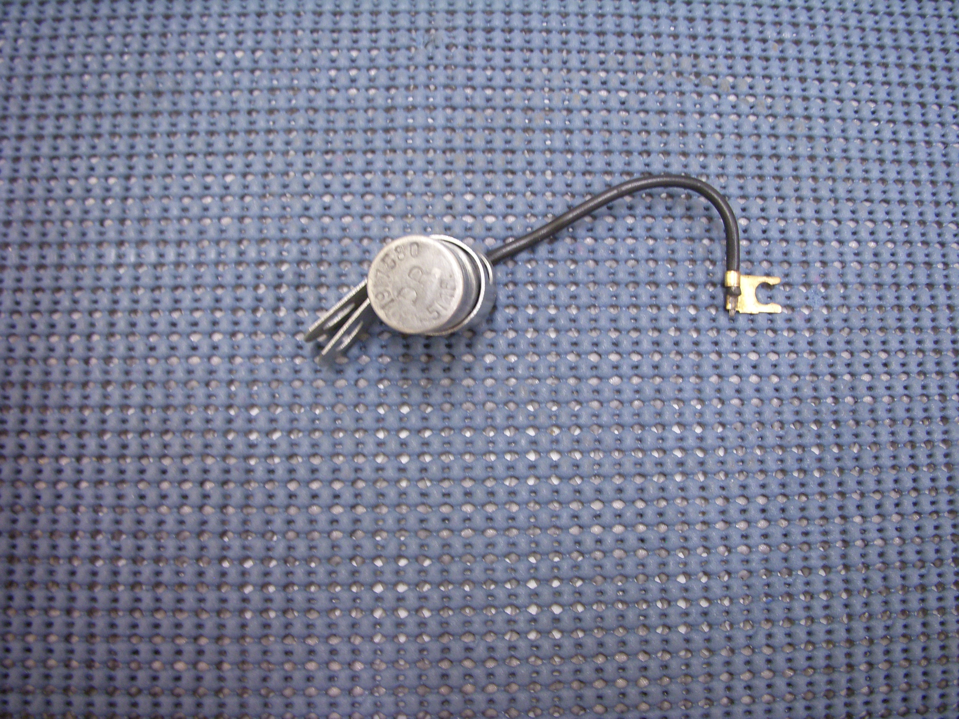 1940 - 1962 GM Radio Noise Suppressor Condenser NOS # 1917580 ...