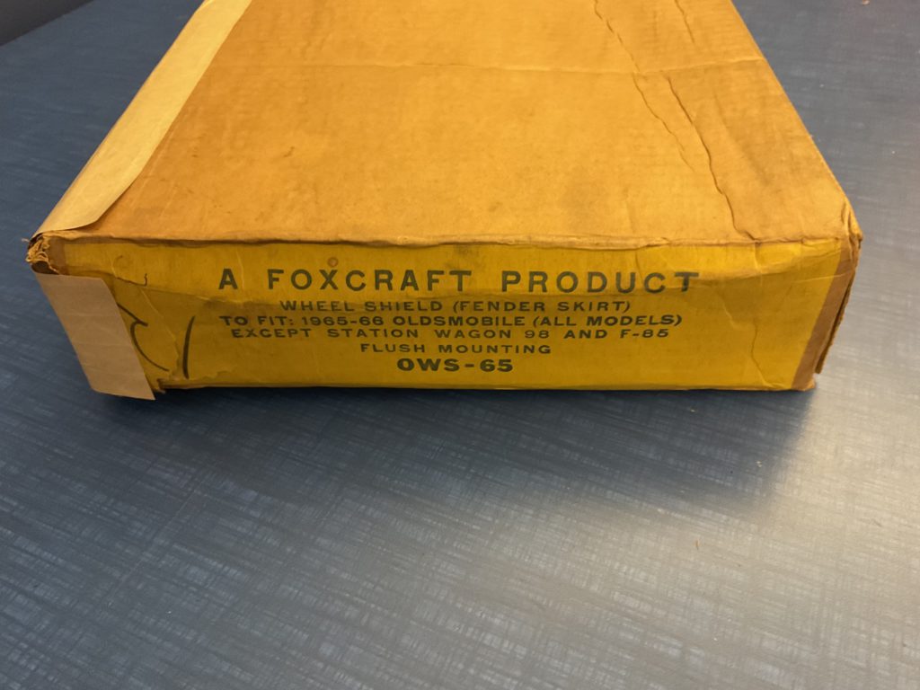 1965 - 1966 Oldsmobile NOS Accessory Fender Skirt Set Foxcraft # OWS-65 ...