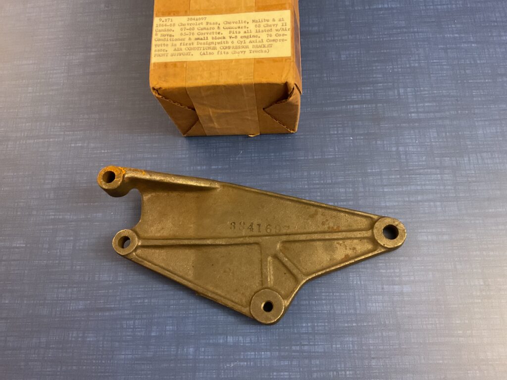 1964 - 1976 Chevrolet NOS Air Conditioning Compressor Front Support ...