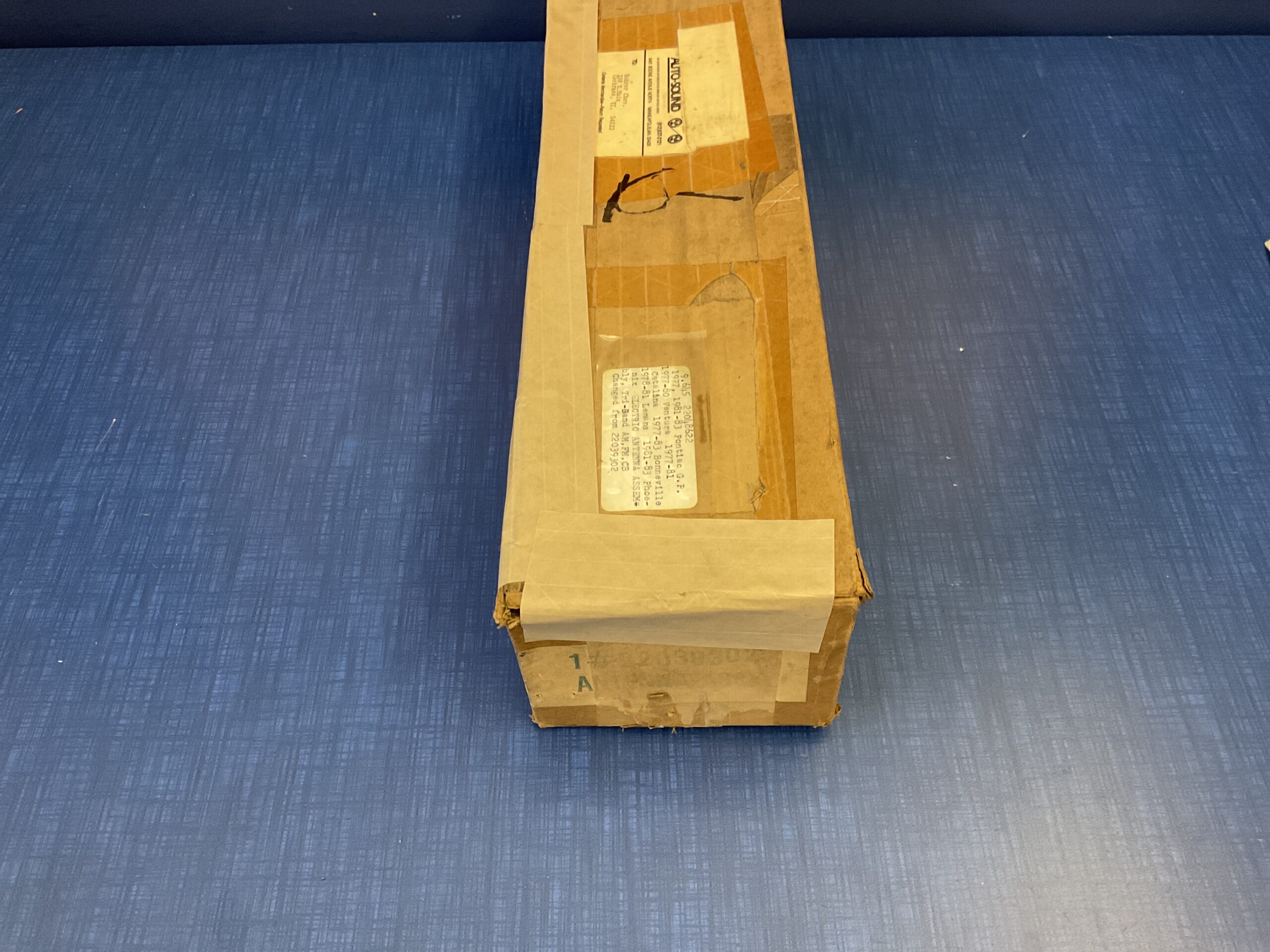 1977-1983 General Motors NOS Radio Tri Band AM, FM,CB Electric Power ...