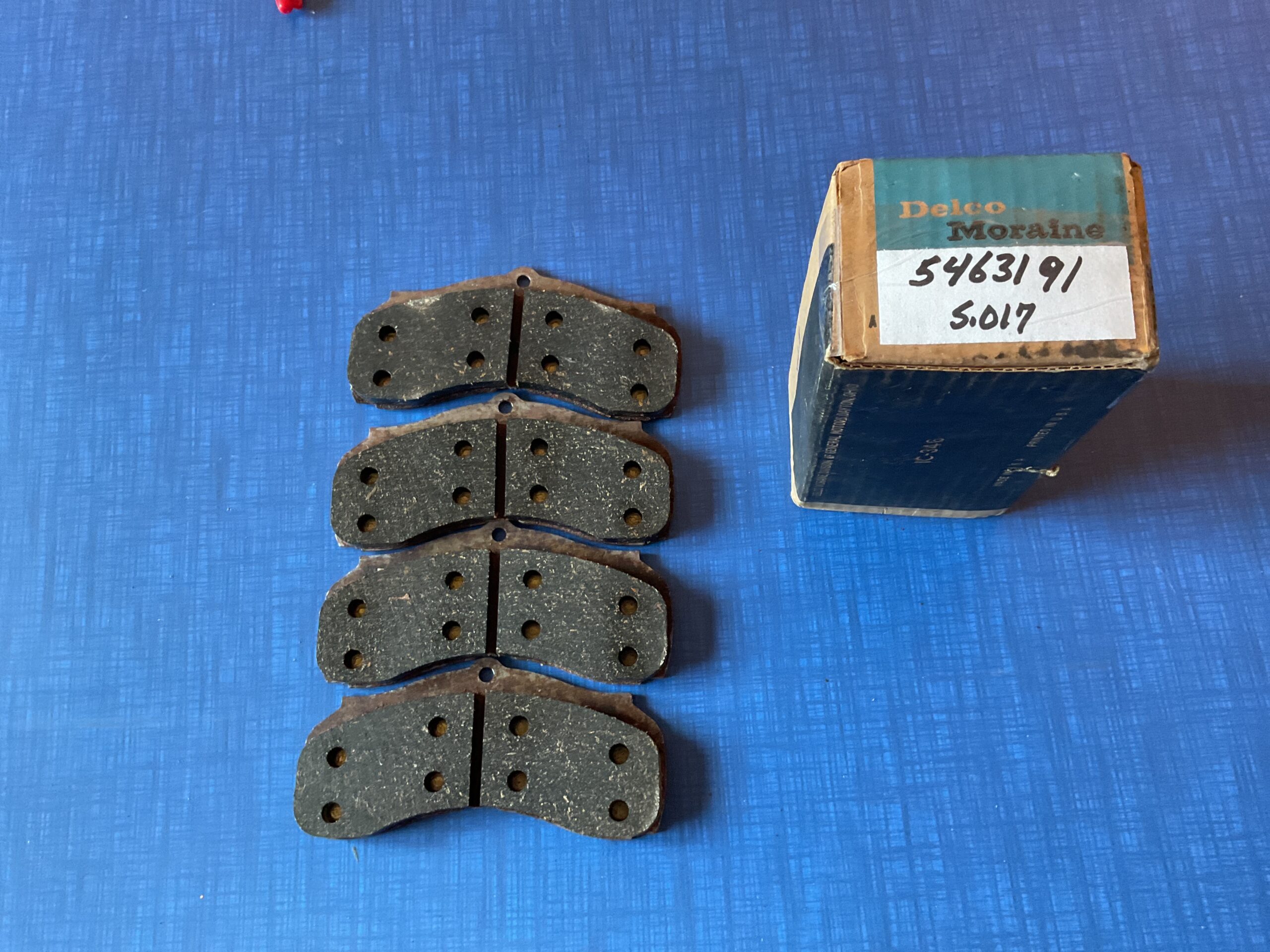 1967 - 1968 General Motors NOS Front Disc Brake Pad Set GM # 5463191 ...